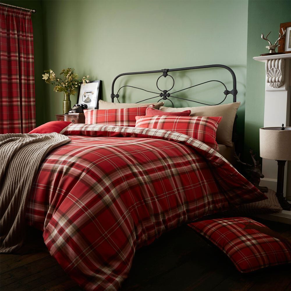 Catherine Lansfield Kelso Reversible Tartan Check Duvet Cover Set ...